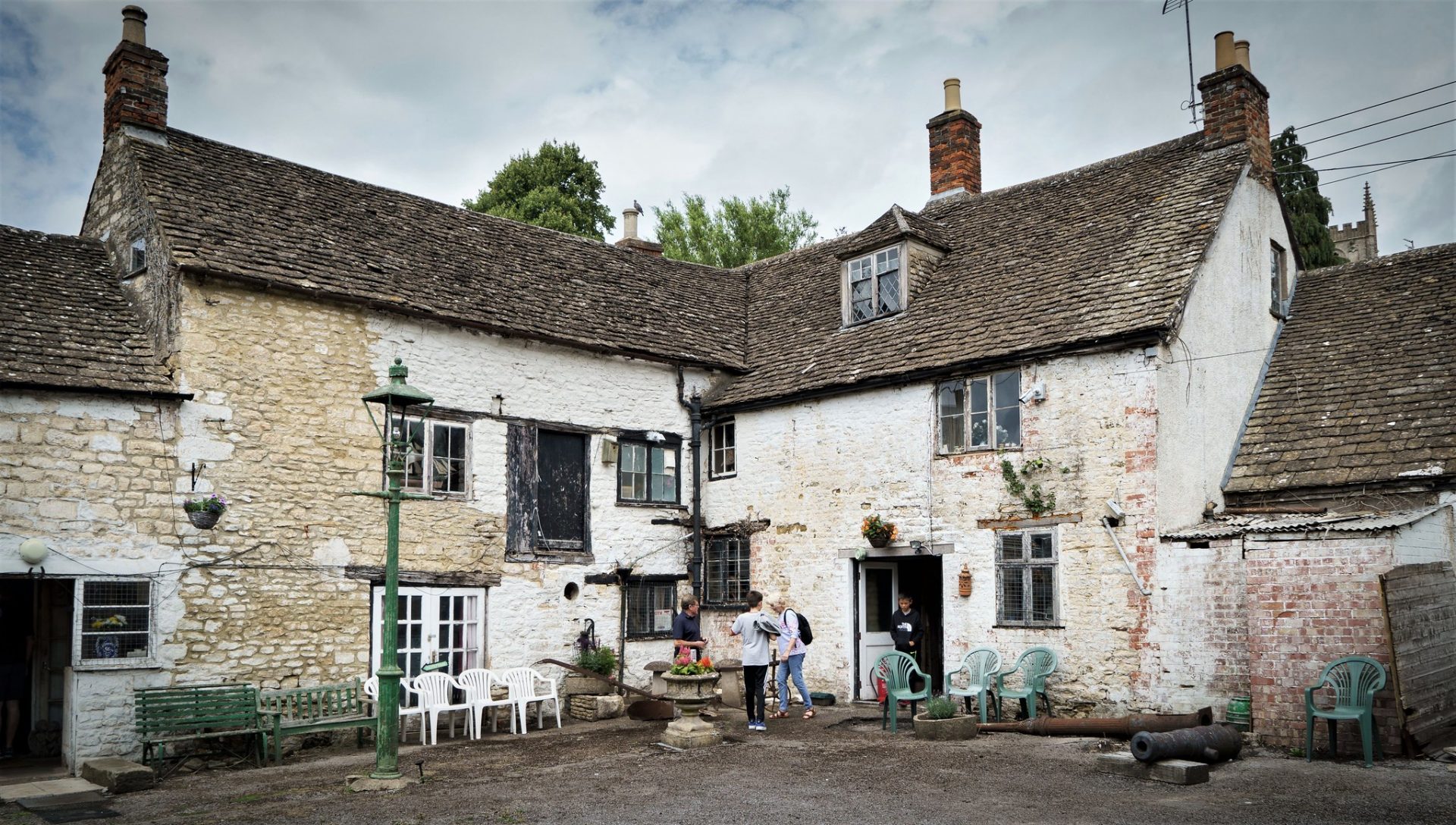 Video: a visit to 'the most haunted building in England' | Stroud Times