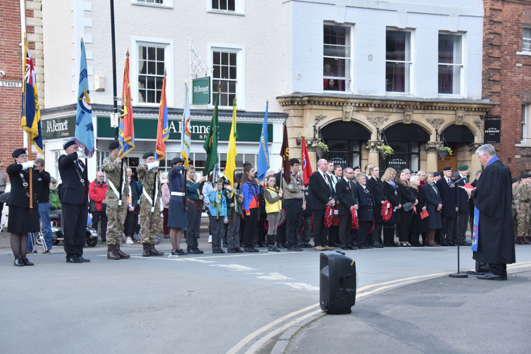 In pictures: Cam and Dursley Remembrance parades | Stroud Times