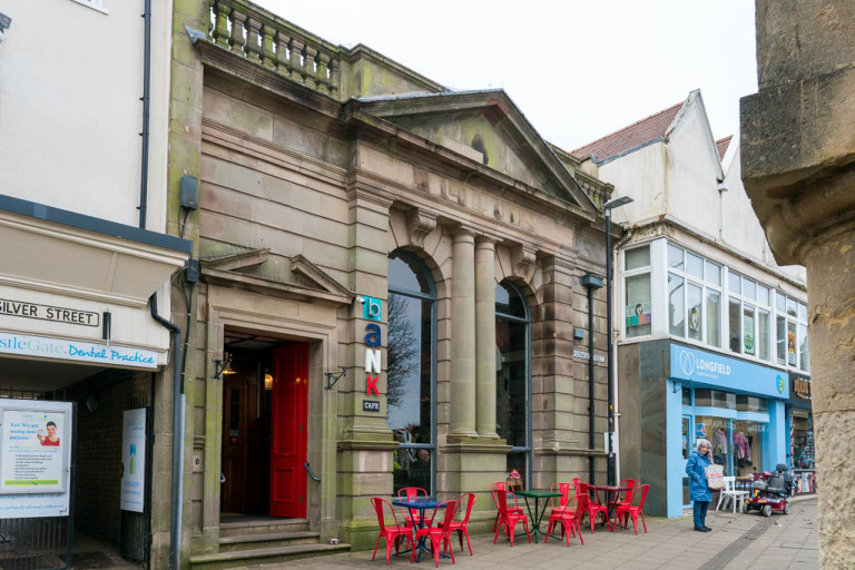 Meet Amy and the team: 'cheque in' at the Bank Café | Stroud Times