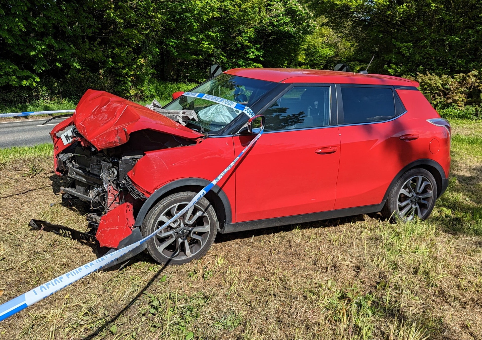 Police slow sign in place following accident | Stroud Times