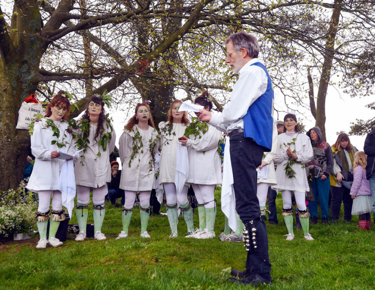 In pictures: morris dancers greet the May Day sunrise | Stroud Times