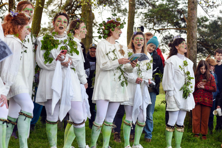 In pictures: morris dancers greet the May Day sunrise | Stroud Times