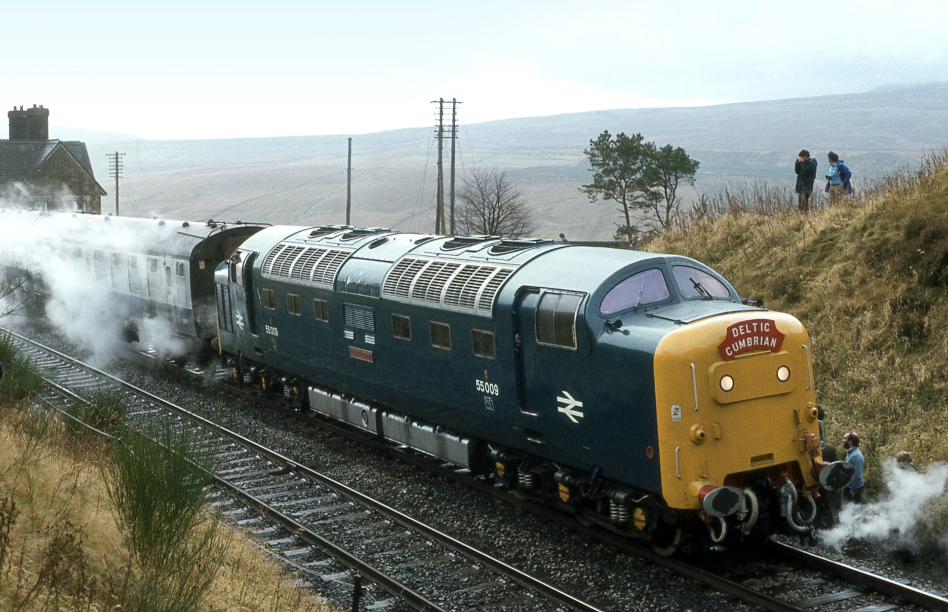 Caught on camera: historic locomotive heads through the county | Stroud ...