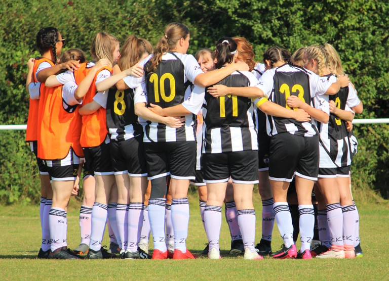 Women's football team is on the lookout for more players | Stroud Times