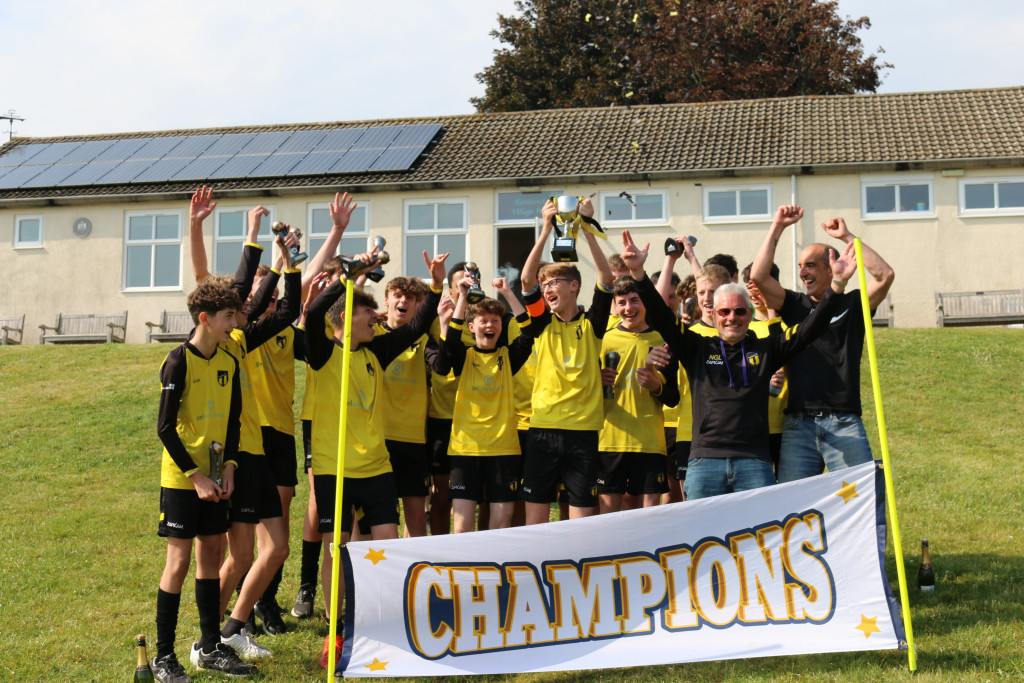 Randwick U15s celebrate memorable season | Stroud Times