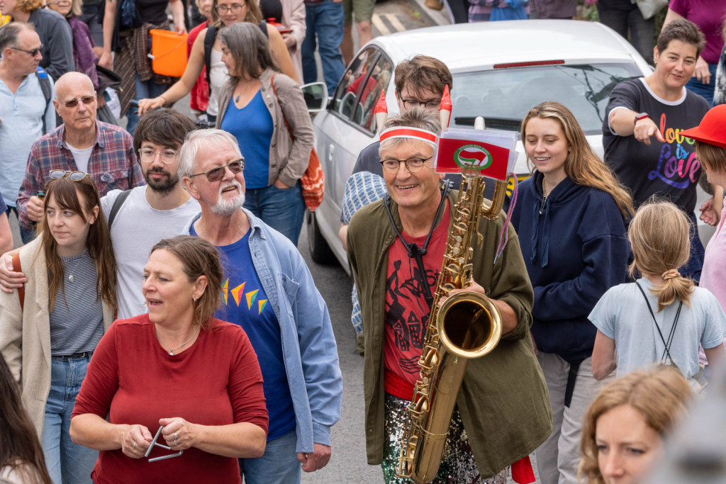 Pictures: Horns on Horns Road | Stroud Times
