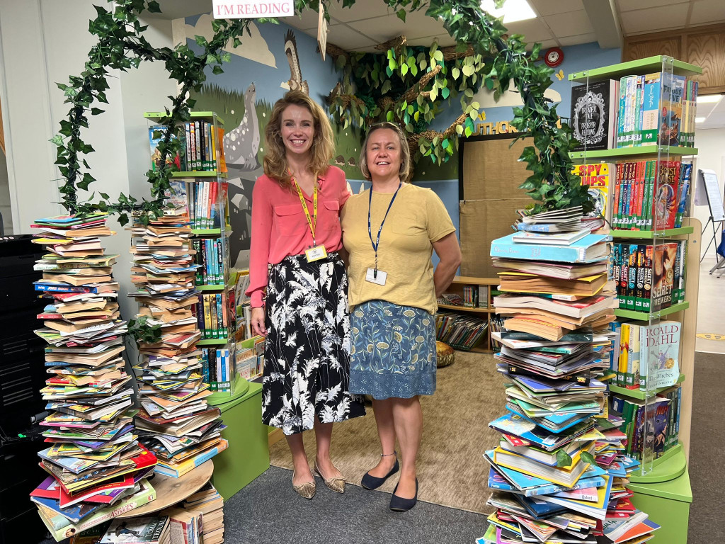 MP tours refurbished school | Stroud Times